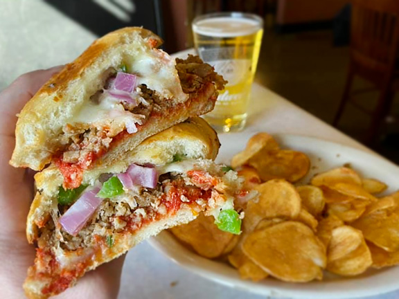 Roca Bar North - Local Evansville Restaurant for Great Pizza